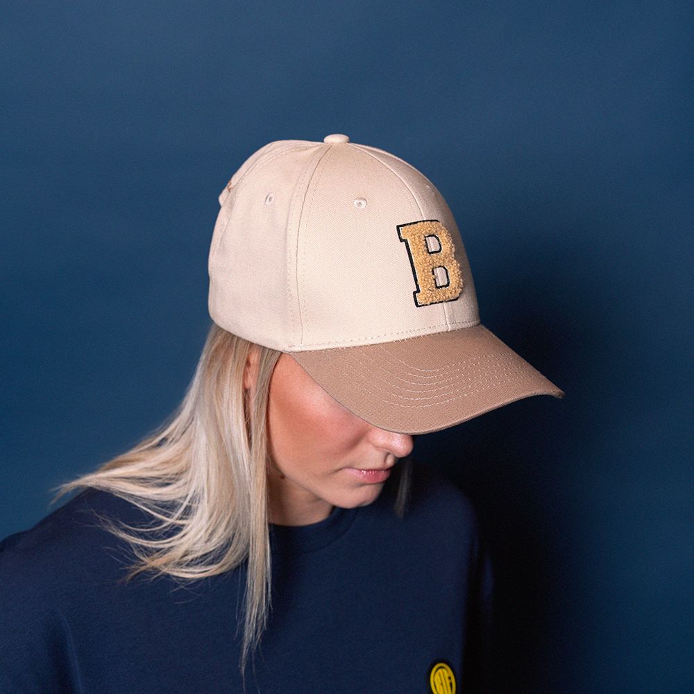 Cap - Beige m/B – Brøndby Shoppen